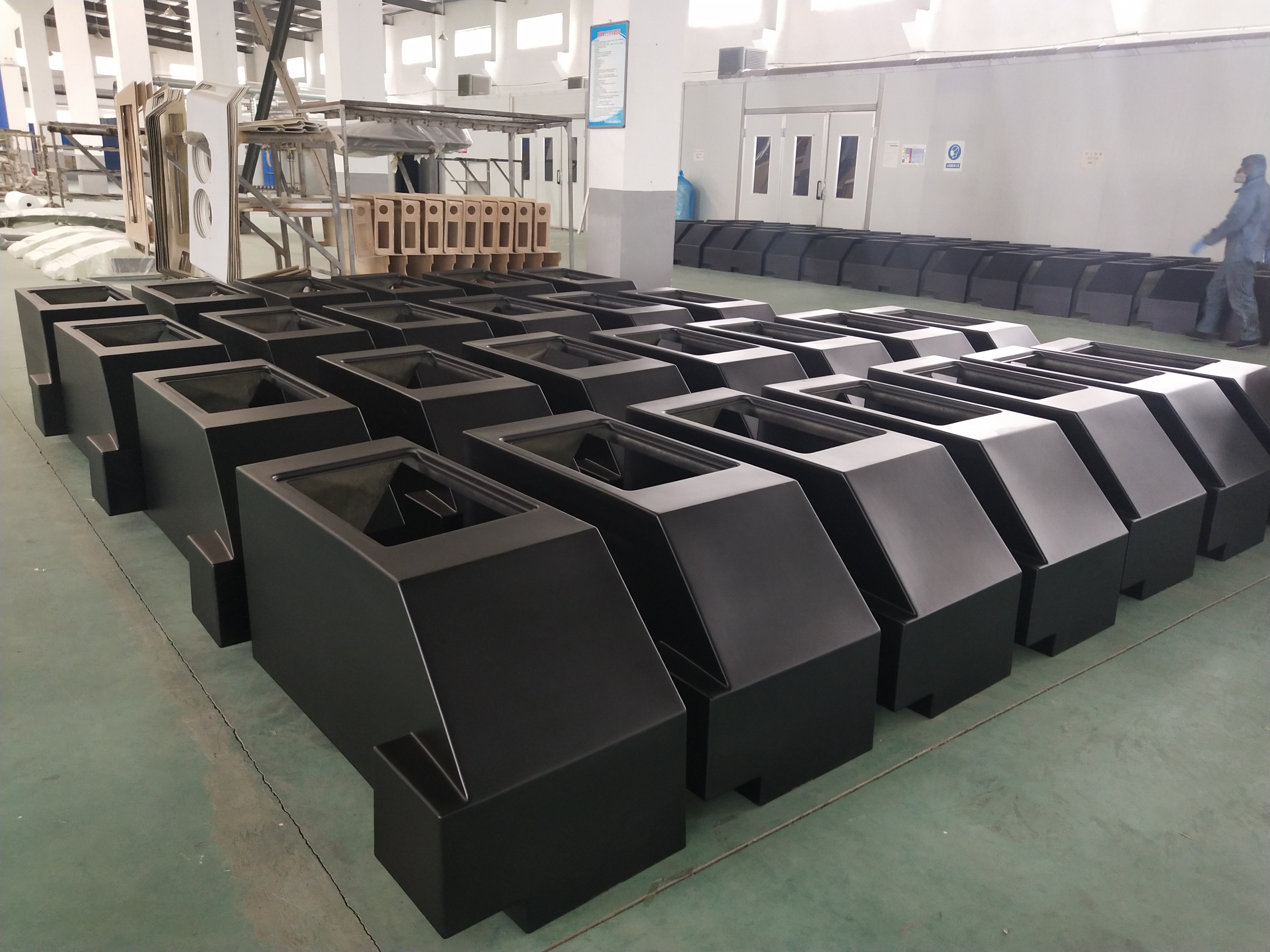 molded fiberglass components/frp products/frp mold/automotive interiors